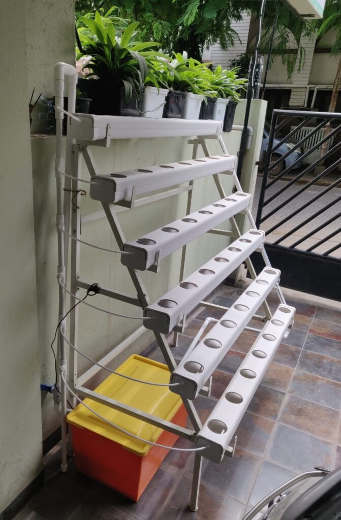 42 Planter - Wall A | Automated Home Hydroponics Kit with Complete ...